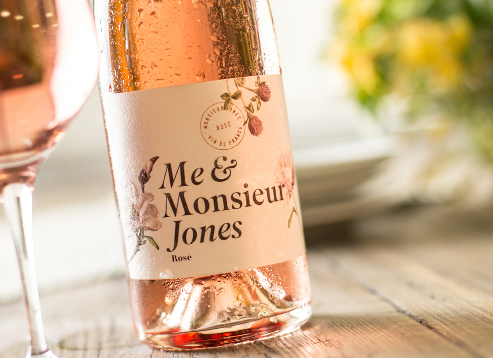 Me & Monsieur Jones Rosé 2021 | The Write Taste